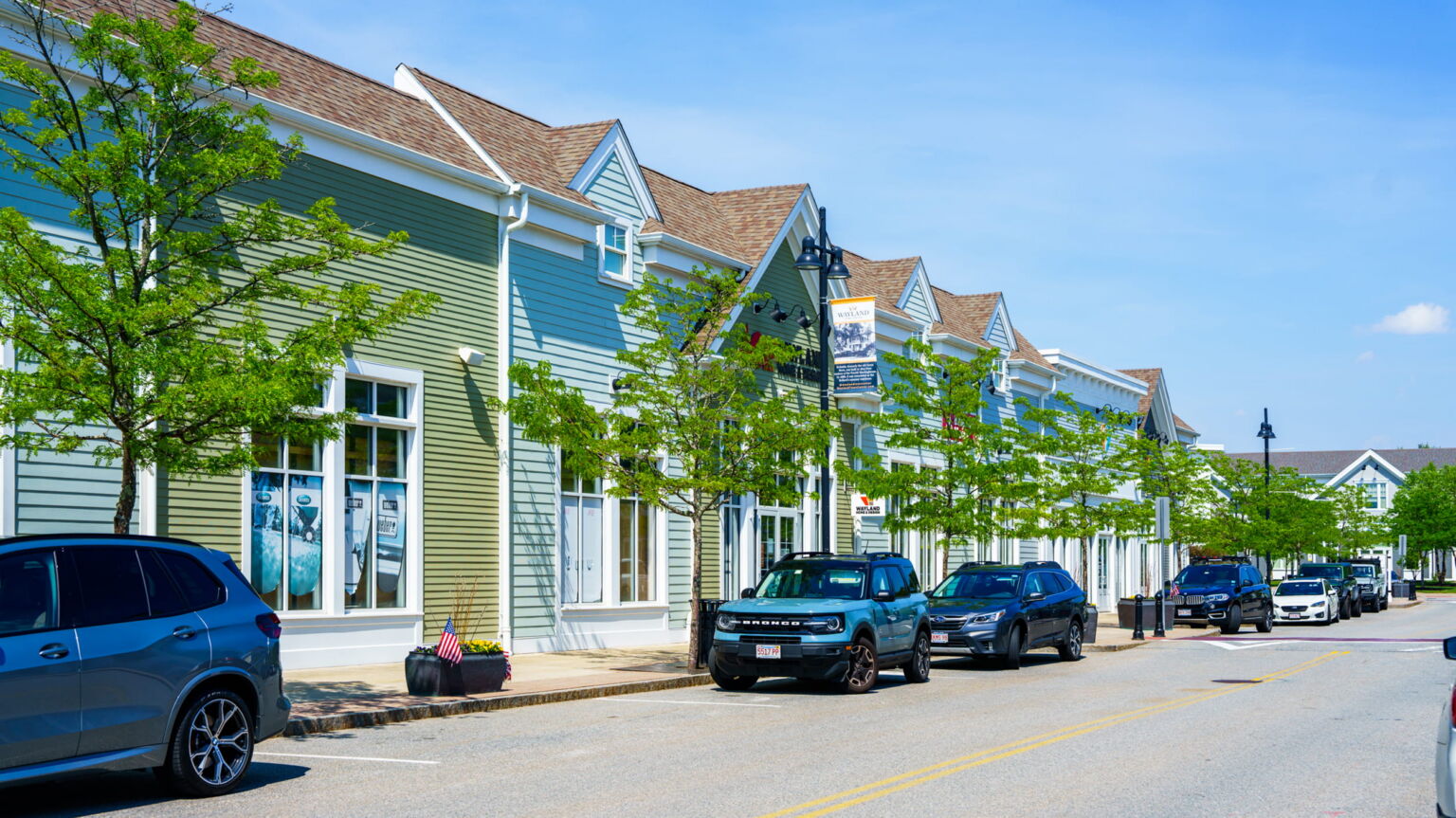 Wayland Town Center – Restaurants, Shopping & Services